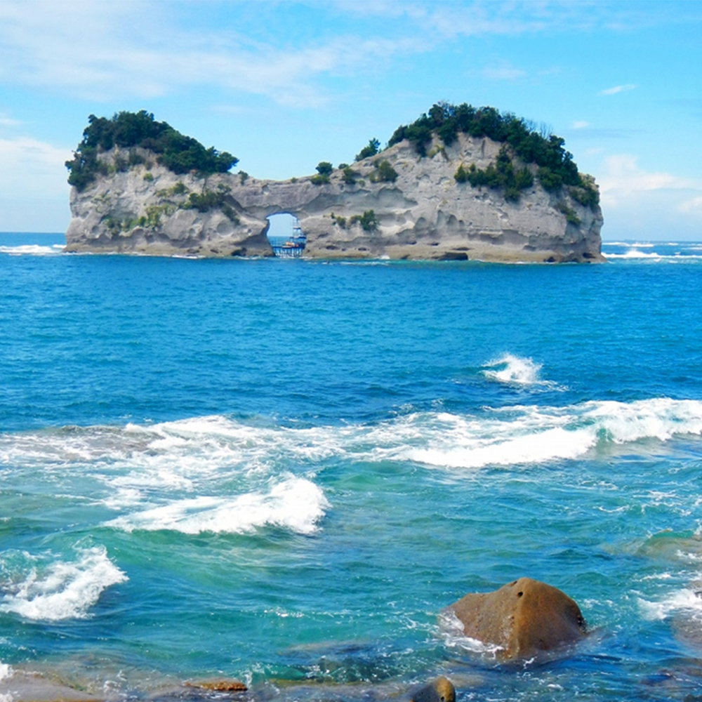 大阪出发日本白滨圆月岛+Toretore市场+三段壁洞窟+千叠敷一日游（中文司导）,马蜂窝自由行 - 马蜂窝自由行
