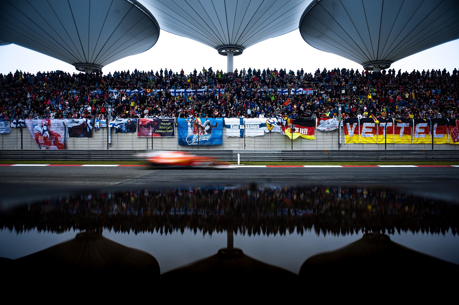 2019年世界一级方程式F1锦标赛上海站梅奔车队见面会VIP入场券（升级比赛门票套餐+第1000场F1赛事+三日练习赛/排位赛/正赛全览+可 ...